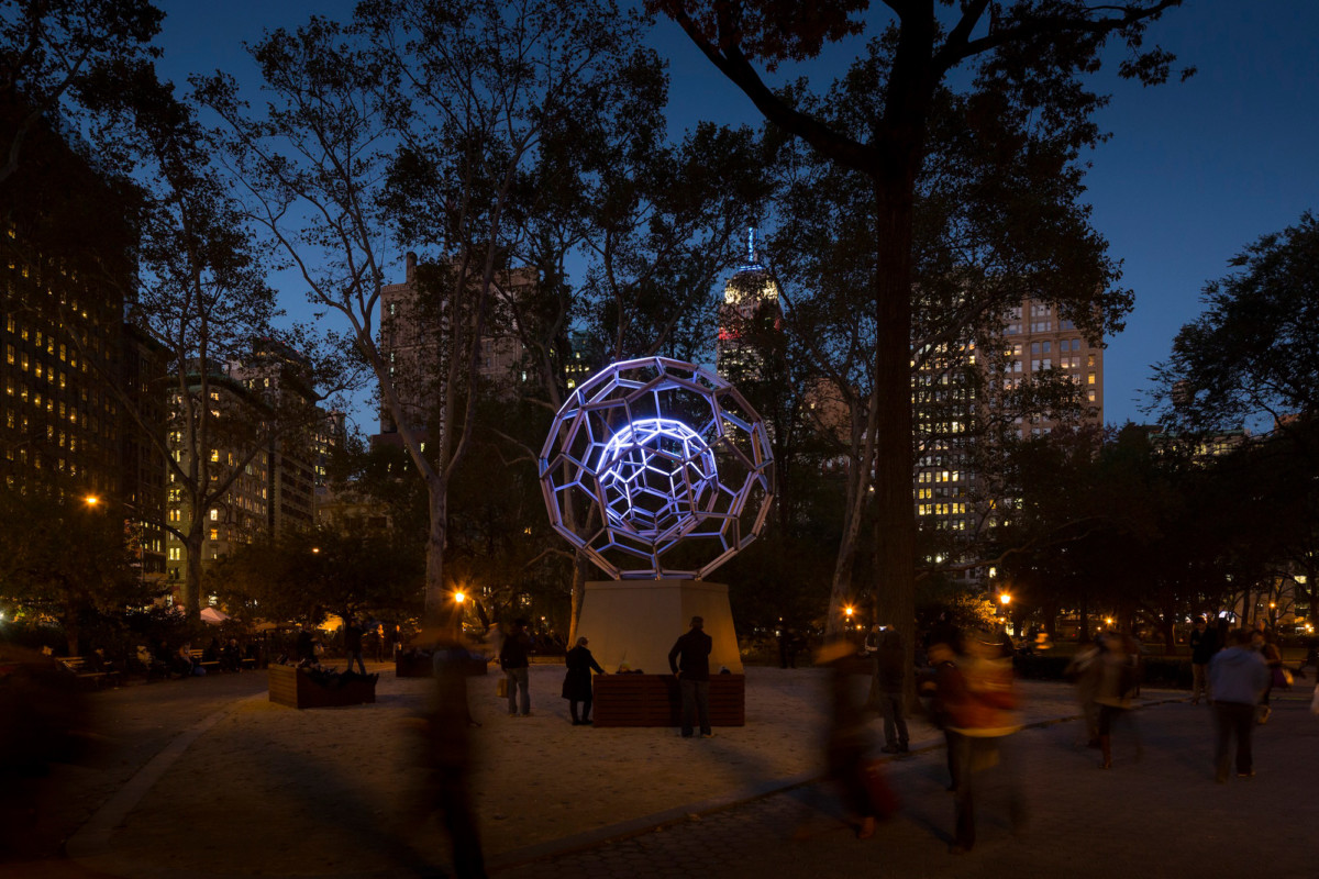 Leo Villareal: BUCKYBALL — Madison Square Park Conservancy